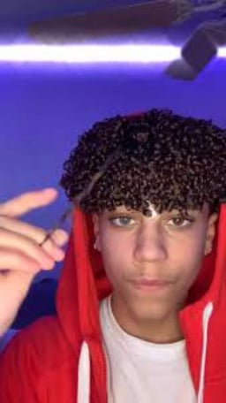 Curlyhairjordans Wiki